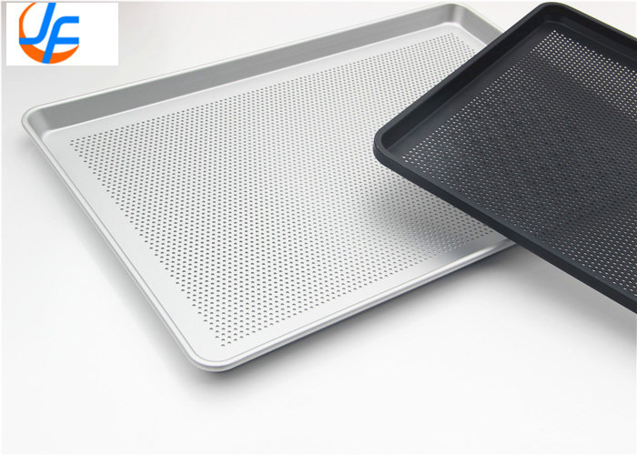 RK Bakeware China Foodservice Aluminum Perforated Baking Trays , 600 ...