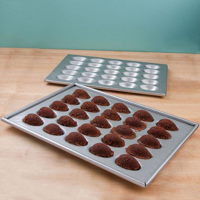 RK Bakeware China-Mackies 42865 24 Cup 2.2 oz. Glazed Aluminized Steel ...